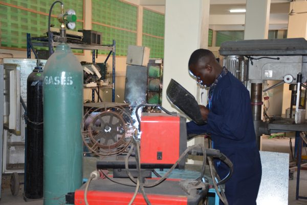 Practical Session in Automotive Engineering – Kenya Coast National ...